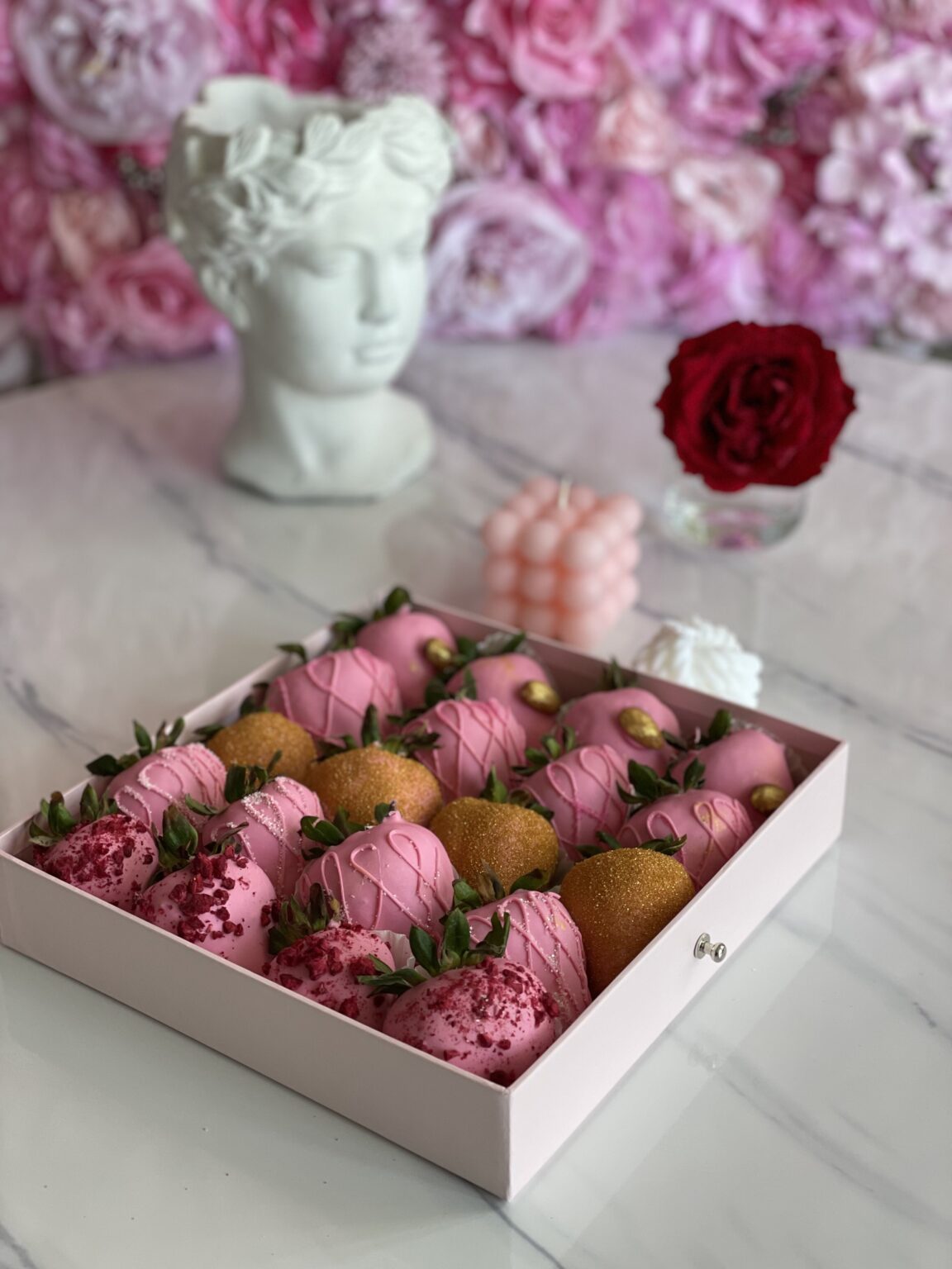 EMILY IN PARIS – Chocolate covered strawberries